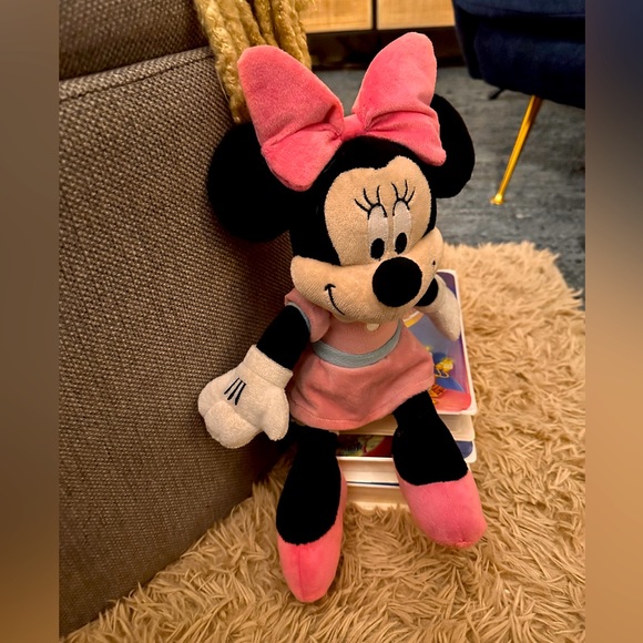 Disney | Toys | Vintage Minnie Mouse Plush Doll 9 | Poshmark